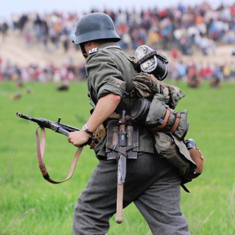 WWII Reproduction & Reenactment Gear & Weapons | WW2 Armory ...